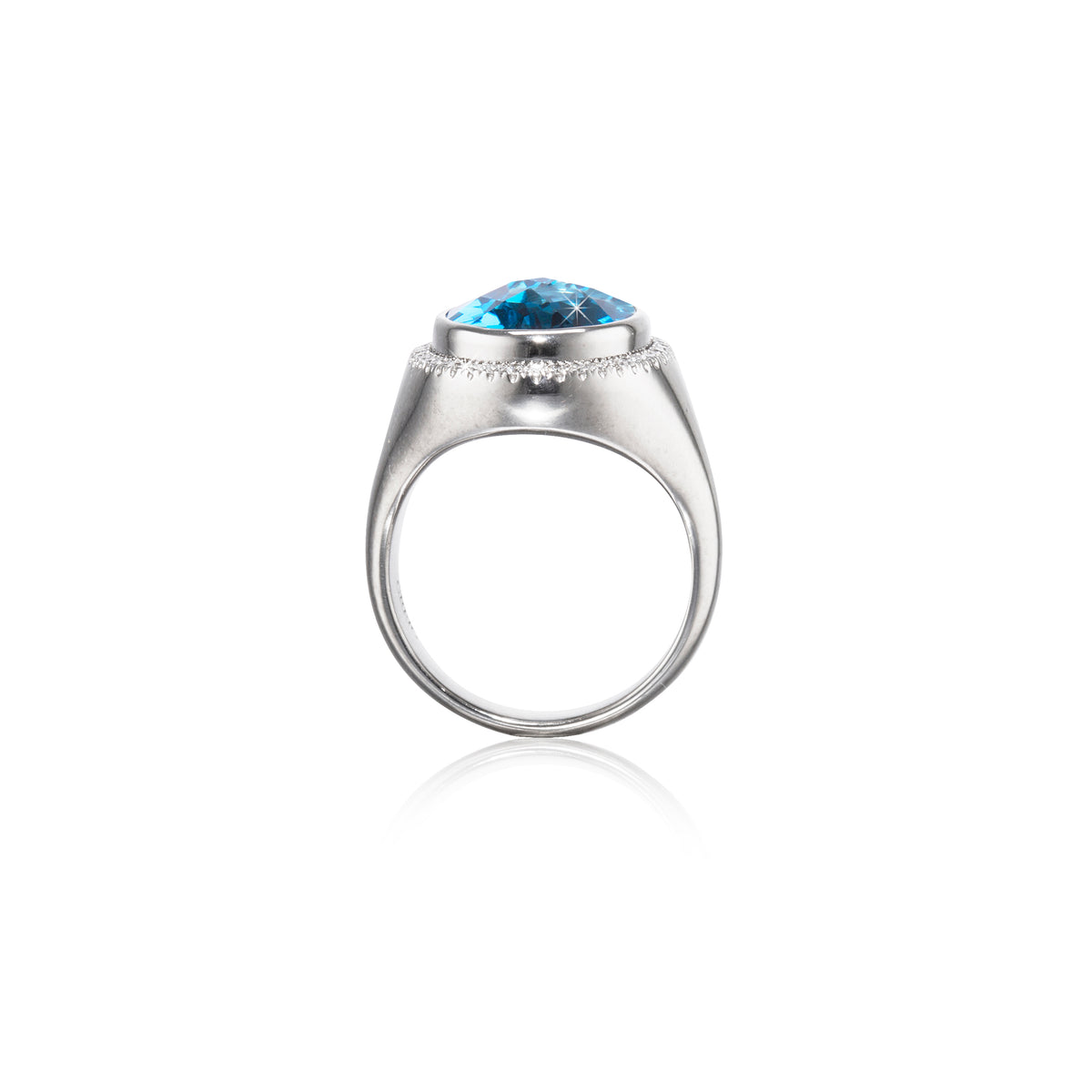18ct White Gold Charles Greig London Blue Topaz and Diamond Ring ...
