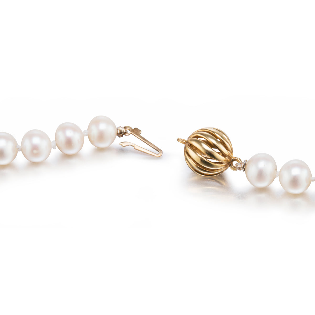 9ct Yellow Gold String of White Pearls – Miller Gold & Co
